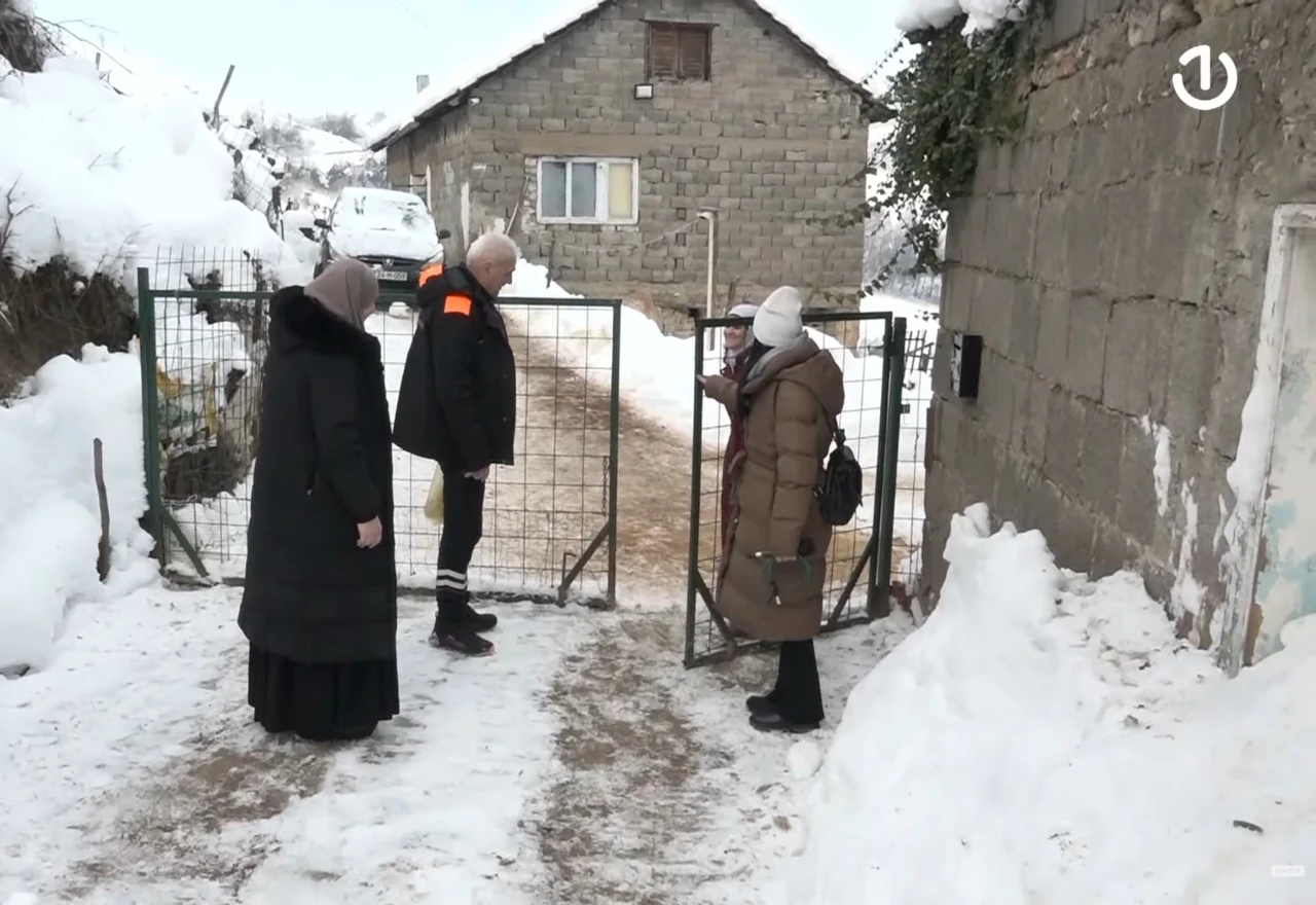 Život u zaboravljenim selima: "Susjed mi daje struju već 10 godina"